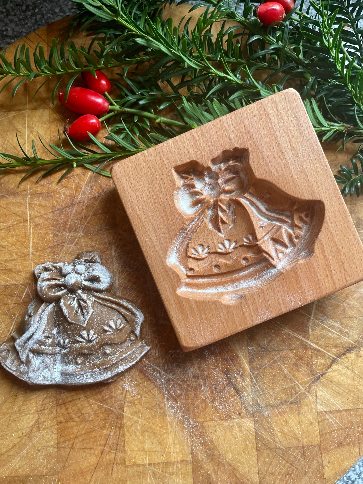 Christmas biscuit moulds store